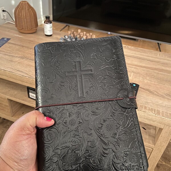 Personalized KJV Holy Bible Cover , Custom Leather Holy Bible Book Case ...
