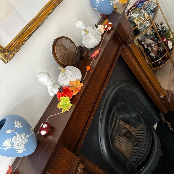 Autumn Garland of Fall Leaves Toadstool Mushrooms Pumpkins & Felt Balls ...