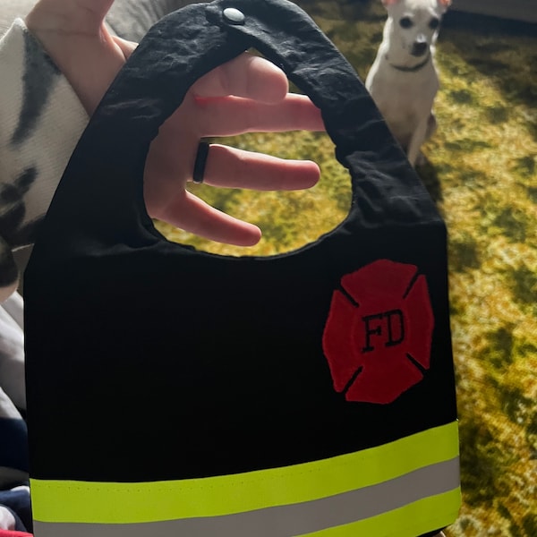 Firefighter Baby Bib, Personalized Baby Shower Gift - Etsy