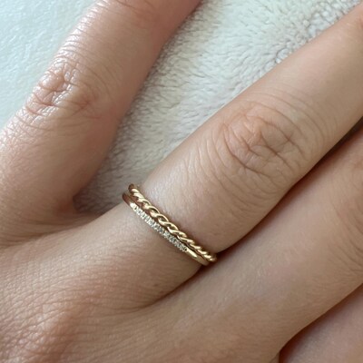 Solid Gold Wedding Band, Fluted Design, Modern Touch, 14k or 18k ...