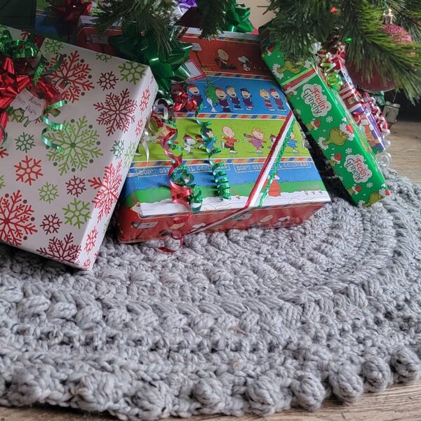 Chunky Crochet Christmas Tree Skirt Pattern: Boho Cottage Style (PDF ...