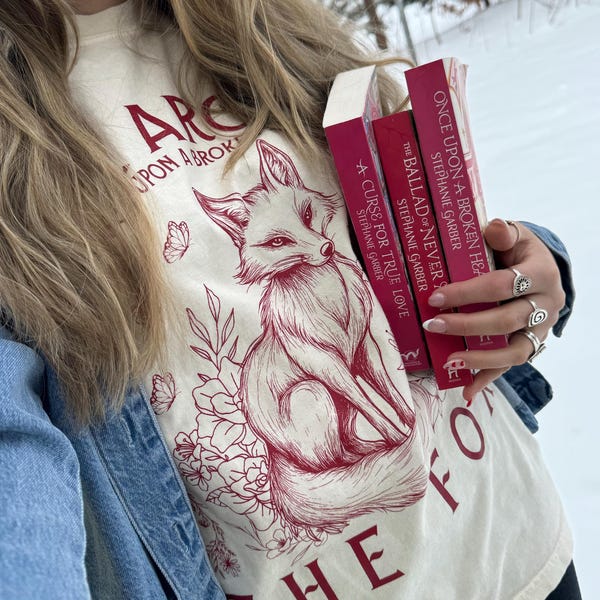 Onyx Storm Shirt, Violet Sorrengail Shirt, Fourth Wingg Shirt, Basgiath ...