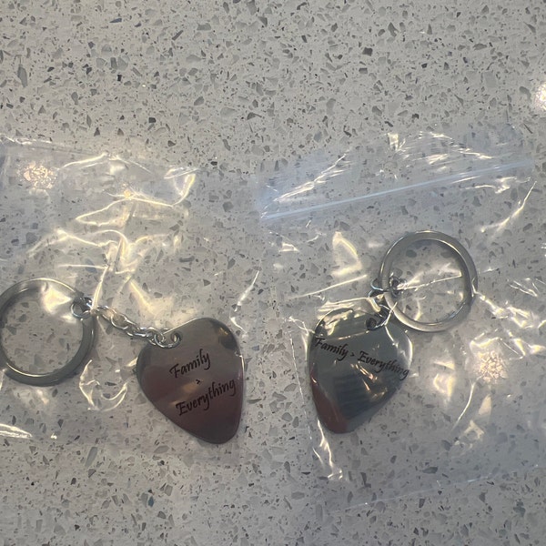 Personalised QR Code Keychain. Customized Metal QR Code Key Chain Rose ...