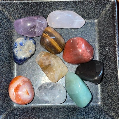 Beginners Crystal Kit, 10 Pcs in Velvet Pouch Most Popular Tumbled ...