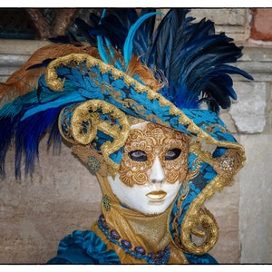 Venetian Cloak tabarro in Typical Venetian Full-length Wool - Etsy