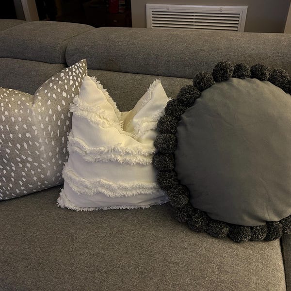 Round Velvet Pillow Cover, Custom Decorative Modern Pillowcase ...