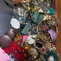 Vintage to Mod Broken Craft Costume Jewelry Lot 1 Pound - Etsy Canada