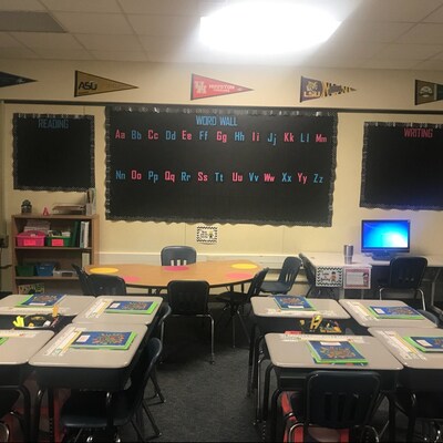 Set of 24 Line up Spots, Line Markers, Classroom Line Helpers ...