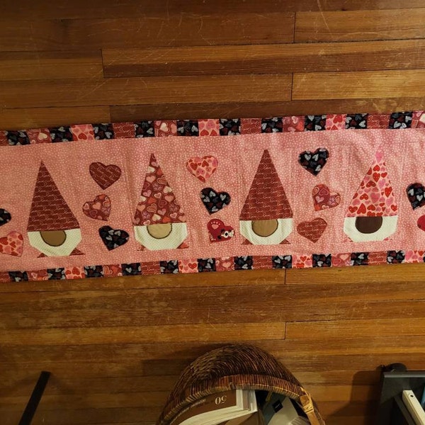 Elf Feet Table Runner Precut Quilt Kit - 15x54 - Precut Quilt Kit With Pattern, Fabric, and ...