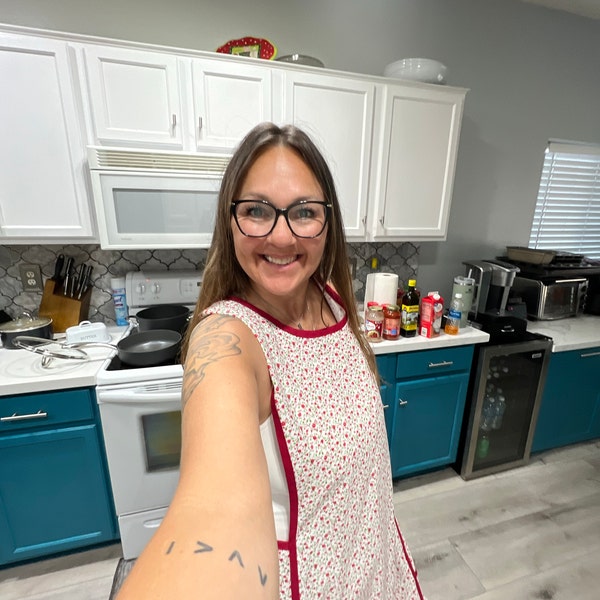 Old Fashioned Grandma Style Red and Green Calico Floral Apron in XL - Etsy