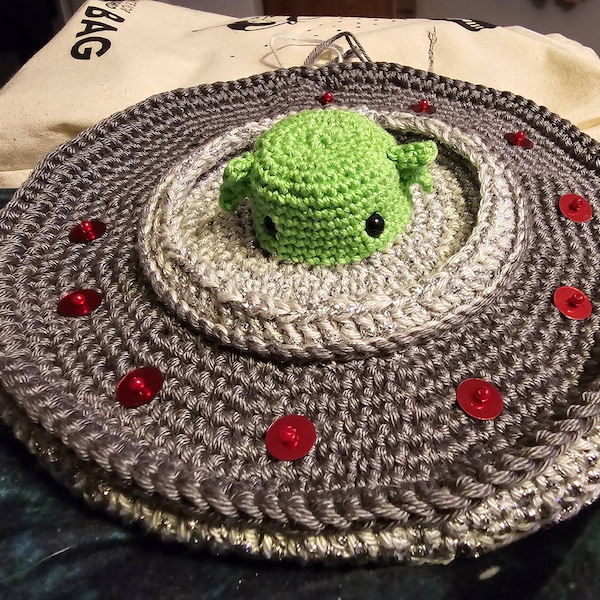 Crochet Kit Lalylala UFO Amigurumi Diy • Music Box, Flying Saucer ...