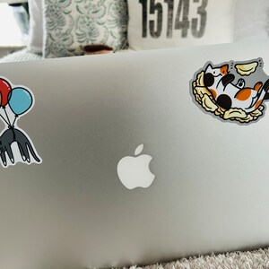 Cinnamon Roll Sticker Weatherproof Vinyl Sticker Waterproof Sticker ...