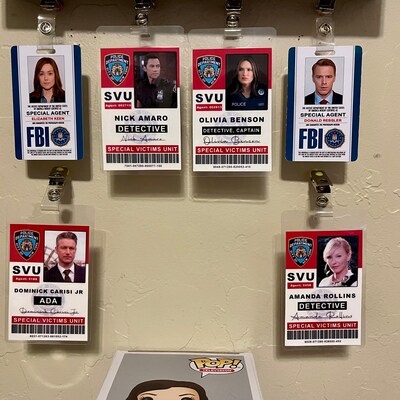 Law & Order SVU Dominick Carisi Jr Detective Badge Cosplay - Etsy