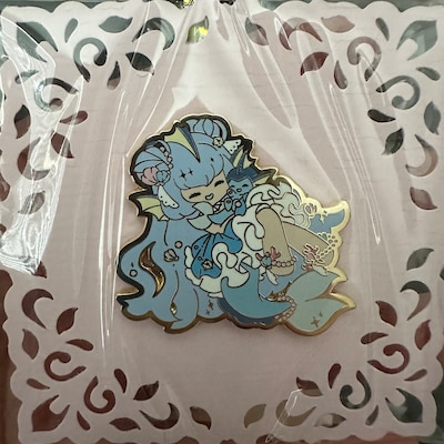 Eeveelution Enamel Pin Vaporeon - Etsy