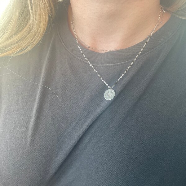 Dainty Silver, Gold, or Rose Disc Necklace. Birth Flower Necklace ...