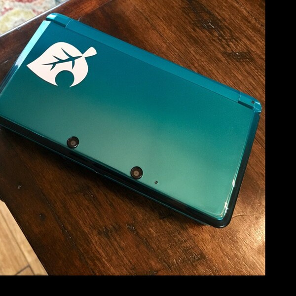 Leaf Vinyl Decal - Animal Crossing - Vinyl Decal, Gamer Gift, Car Decal ...