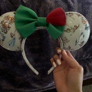 Ear Display Mickey/ Minnie Ear Display Ear Holder | Etsy