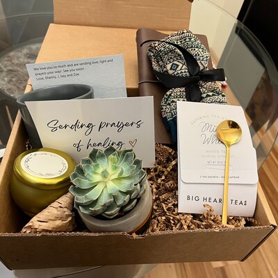 Fall Vibes Hygge Gift Set Hello Fall Care Package, Fall Gift Basket for ...