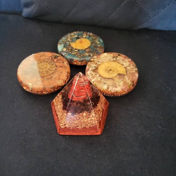 Orgonite® Orgone Dome Hematite/black Obsidian FREE WORLDWIDE SHIPPING - Etsy UK