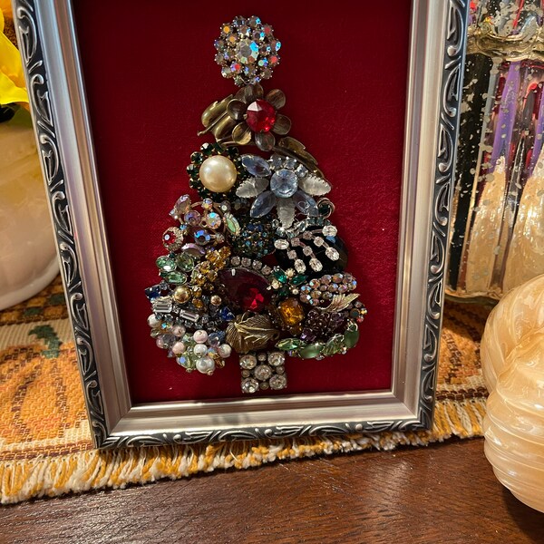 Large Stunning Framed Vintage Jewelry Collage Christmas Tree Handmade ...