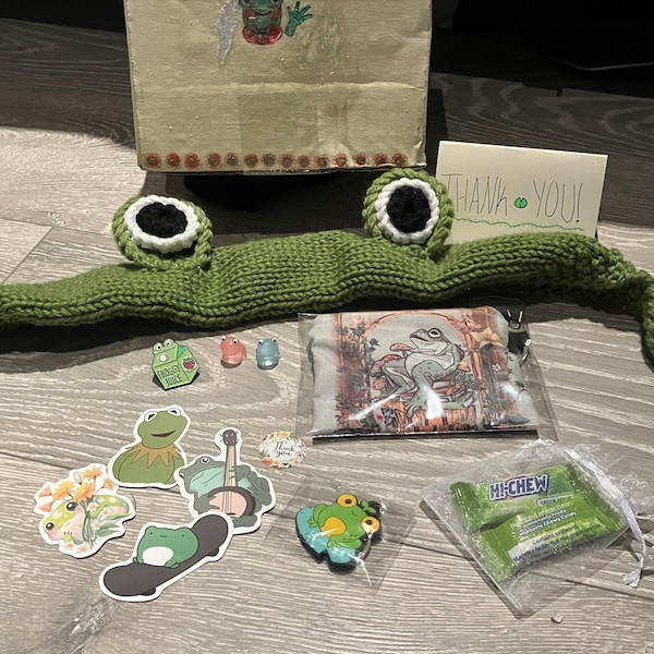 Weirdcore Gift Box - Etsy