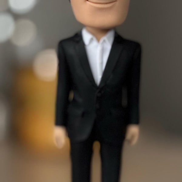 Personalized Wedding Cake Bobbleheads, Custom Figurine Wedding Cake ...