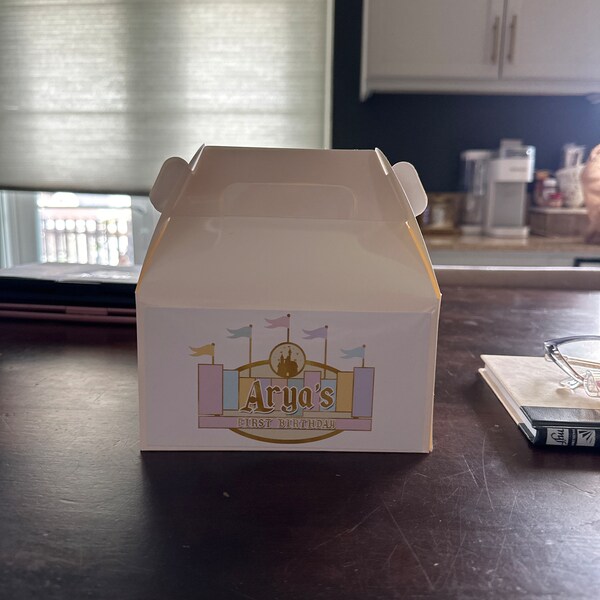 White Disneyland Favor Box - Gable Box - Vintage Mickey Party ...