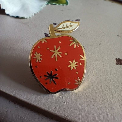 Red Remarkable Apple Fantastic Mr Fox Enamel Pin Roald Dahl Pin Wes ...