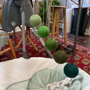 Set of 4x Montessori Tactile Mobile Montessori Bell and Ring | Etsy