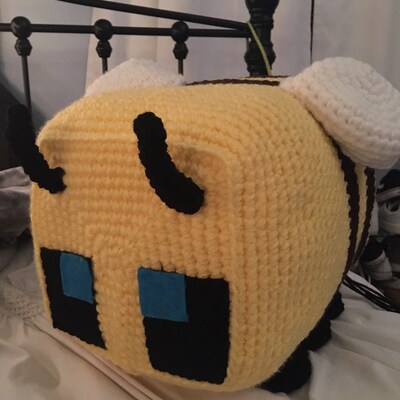 Minecraft Bee Crochet Pattern, Amigurumi Bee, Minecraft Plush 2in1 ...