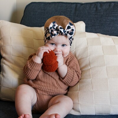 Sweet as A Peach Baby Bummies and Bow Set, Newborn Baby Girl Coming Home Outfit, Baby High ...