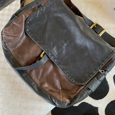 YOUNG CAMEL Tan Leather Shoulder Snap Sack Bag Made in Italy - Etsy