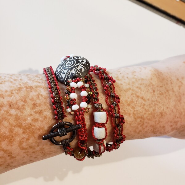 Micro Macrame Tutorial - Peacock Bracelet - Pattern - Beaded Macrame - Jewelry Making - DIY - Etsy