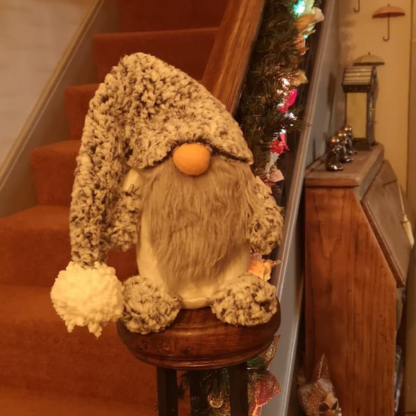 Large Deep Red and Gray With Plaid Home Gnome - Etsy