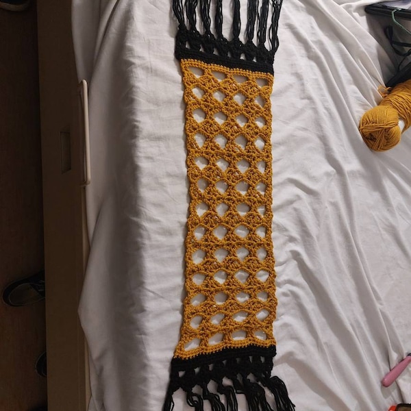 Table Runner Crochet Pattern, Honey Locust Table Runner, Cotton Yarn ...