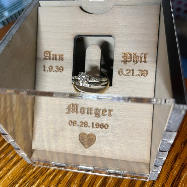 Personalized Service Member Dog Tag Display Box - Etsy