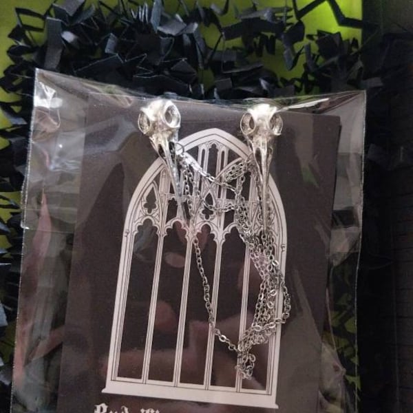 RAVEN Collar Pins Silver Raven Skull Collar Pins With Adjoining Draped ...