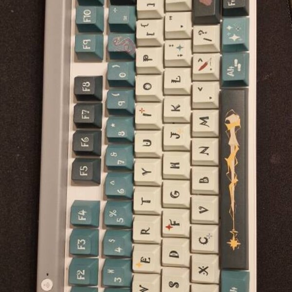 Pixelated Mario Keycap Set MOA and Cherry Profile Keycap Sets SNES ...