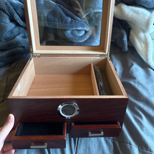 Navy Desktop Cigar Humidor W/ Humidifier & Hygrometer (custom Name ...