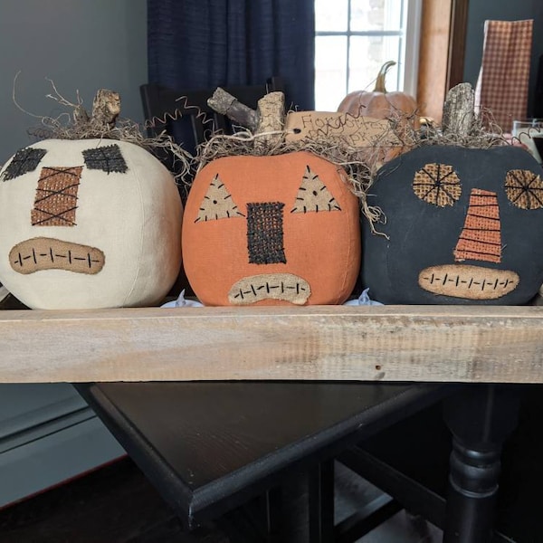 Primitive Pumpkins in Wooden Crate ~ Primitive Halloween ~ Primitive ...