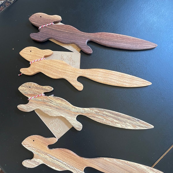 Wooden Squirrel Oven Rack Push Pull Stick, Handcrafted Kitchen Tool ...