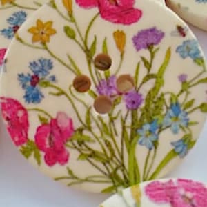 10 Pink Spring Flowers Sewing Buttons 15mm Wooden Floral Buttons for ...