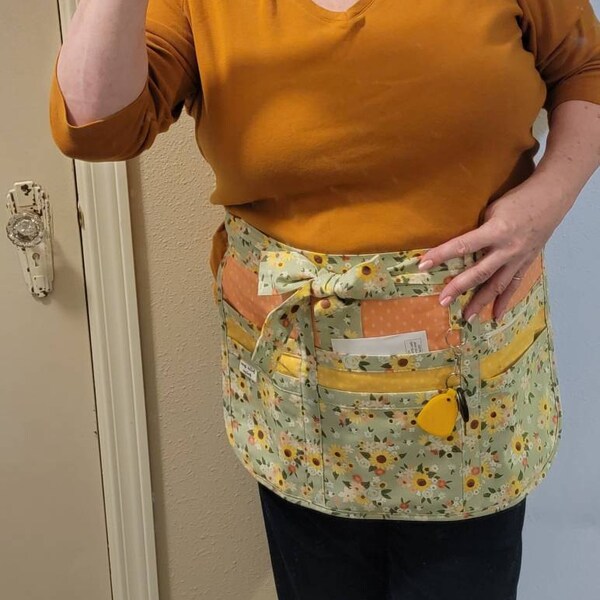 Cute Witches Hat Halloween Teacher Vendor Apron With Pockets and Zipper ...