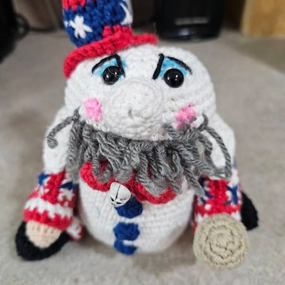Creepy Gnome With Machete Crochet Pattern Horror Tutorial Gonk Pattern ...