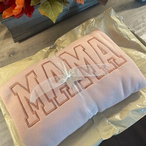 Bridal Custom Last Name and Year Embroidered Sweatshirt - Etsy