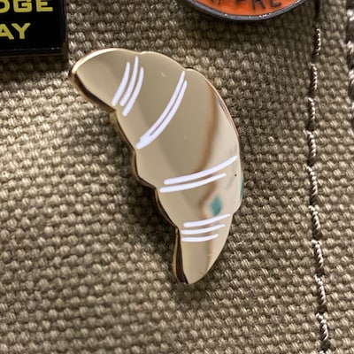 Croissant Enamel Pin Hard Enamel Lapel Pin Flair Brooch - Etsy