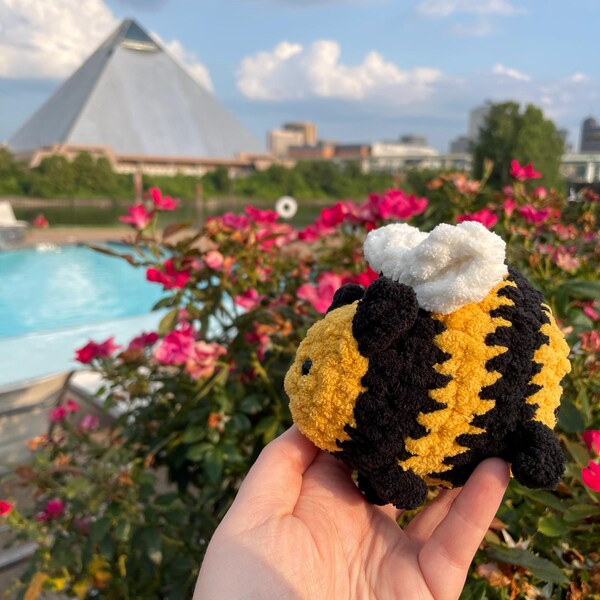 Jellybee CROCHET PATTERN - Etsy