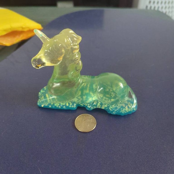 Handmade Resin Colorful Pig and Cow Figurines, Colorful Glass Filled ...