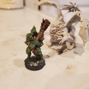 Ukko Hakka Dwarf Fighter / Paladin Unpainted Mini for | Etsy