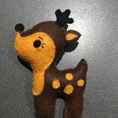 Felt Deer Pattern Felt Sewing Deer PDF Tutorial DIY Deer Plushies ...